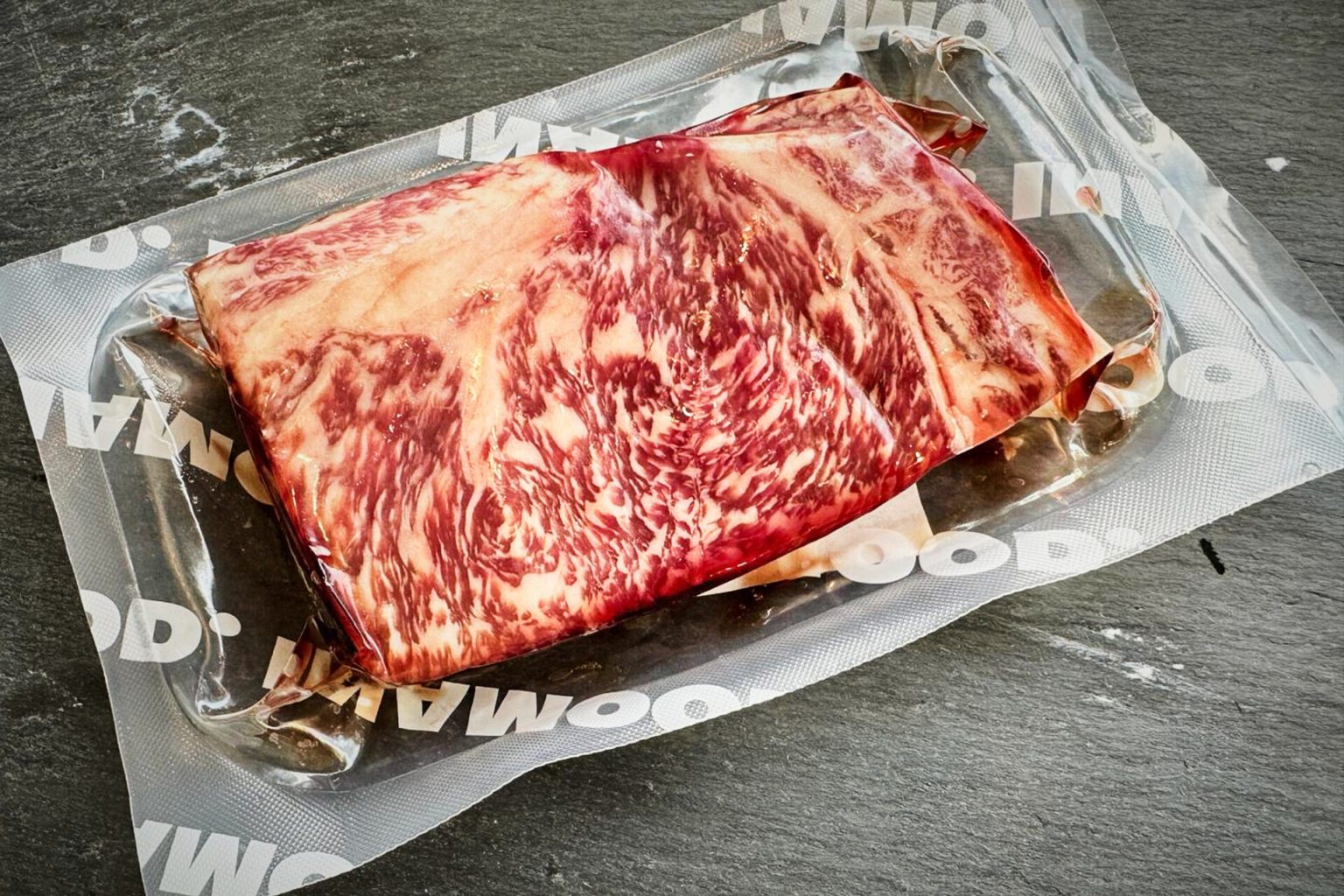Stek Wagyu Ribeye A5 (300 - 350g) - Beef Online - wołowina i krewetki ...